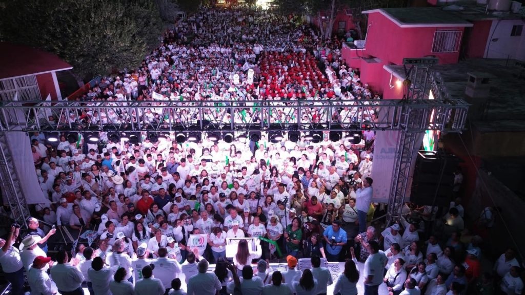Claudia Garza cierra campaña rumbo al congreso en multitudinario evento ...